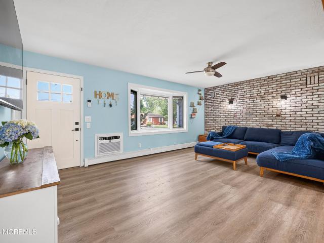 732 Lions Lane