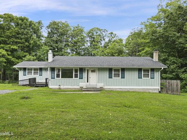 732 Main St, Becket, MA 01223