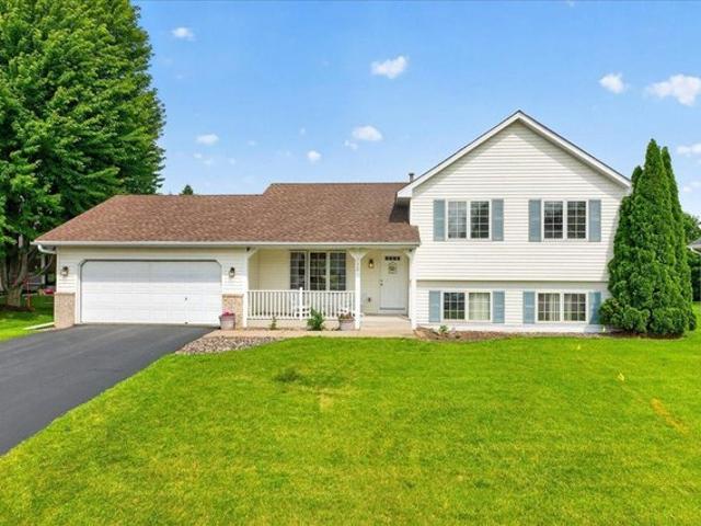 732 Marie Ct, Delano, MN 55328