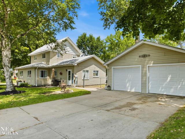 732 N 9th St Street