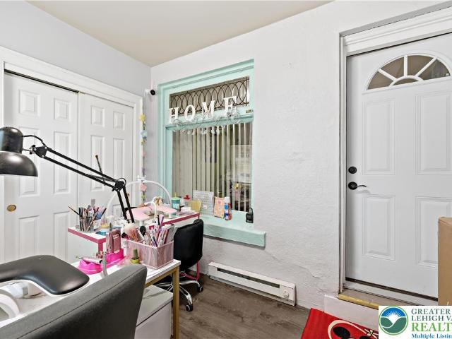 732 N 10th St, Allentown, PA 18102 | Compass