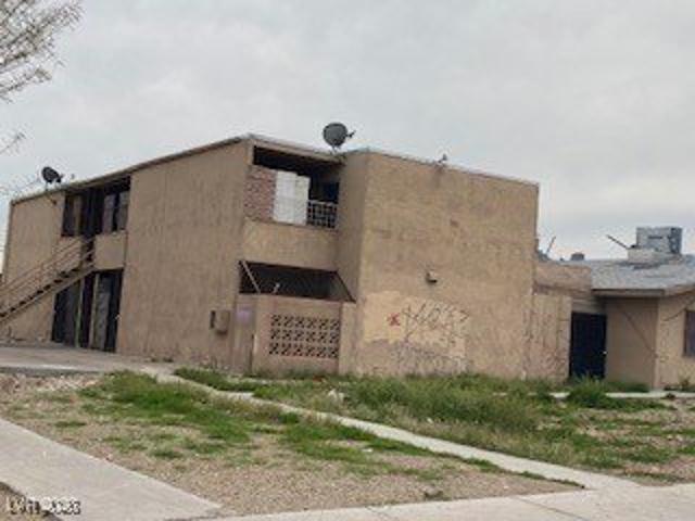 732 N 11th St, Las Vegas, NV 89101
