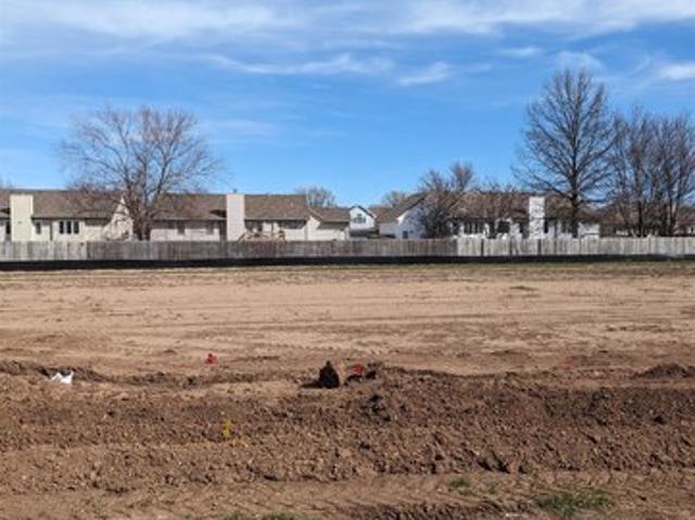 732 N Cedar Downs Cir, Wichita, KS 67235