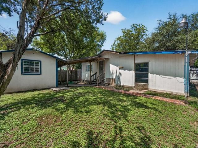 732 S San Eduardo Ave Lot W, San Antonio, TX 78237