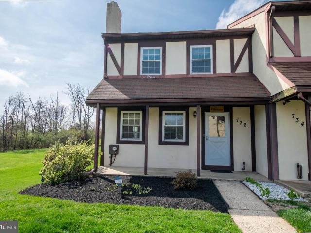 732 Sandra Ln, Norristown, PA 19403 | Compass