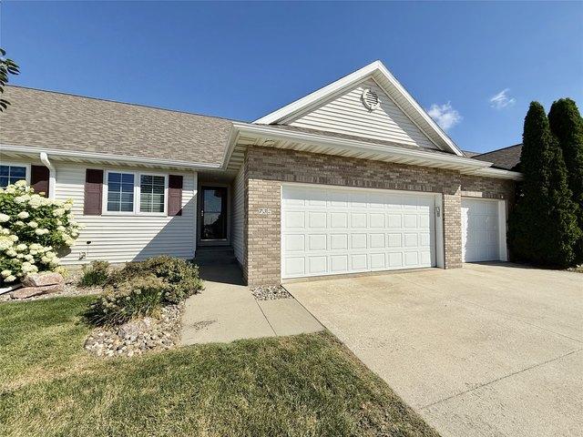 732 SE Ponds Edge Ln, Ankeny, IA 50021