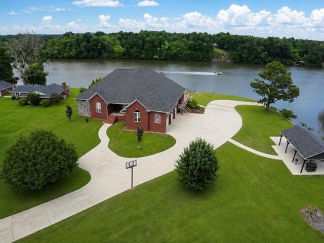 732 Sherry Ln, Glencoe, AL 35903