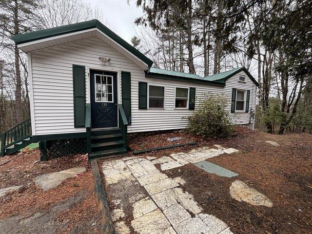 732 Roosevelt Trl, Casco, ME 04015