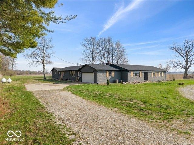 732 W 700 N, Fortville, IN 46040