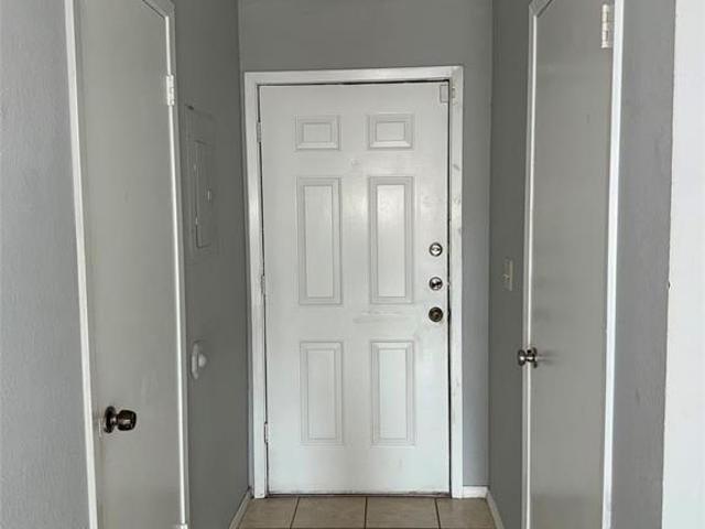 732 W Collins St, Denton, TX 76201 | MLS #21164