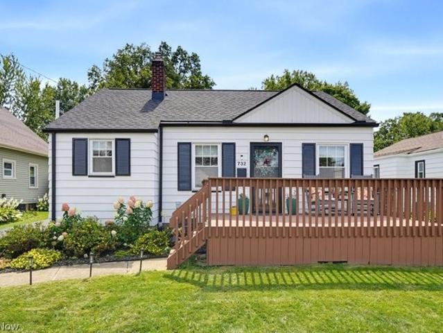 732 Washington Ave, Cuyahoga Falls, OH 44221