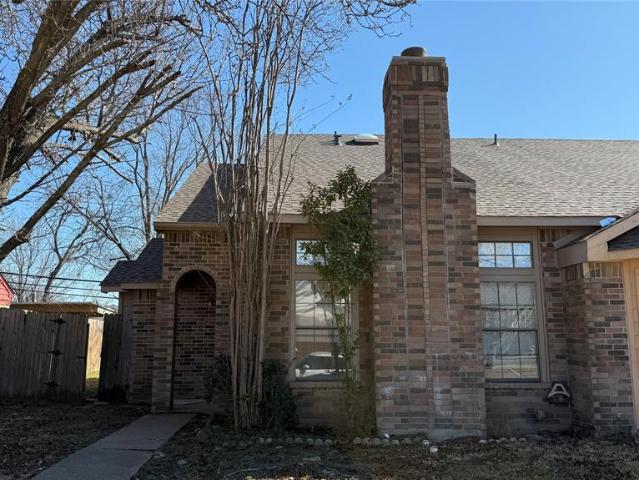 732 Versailles St, Mesquite, TX 75149 | MLS #21211 | Compass