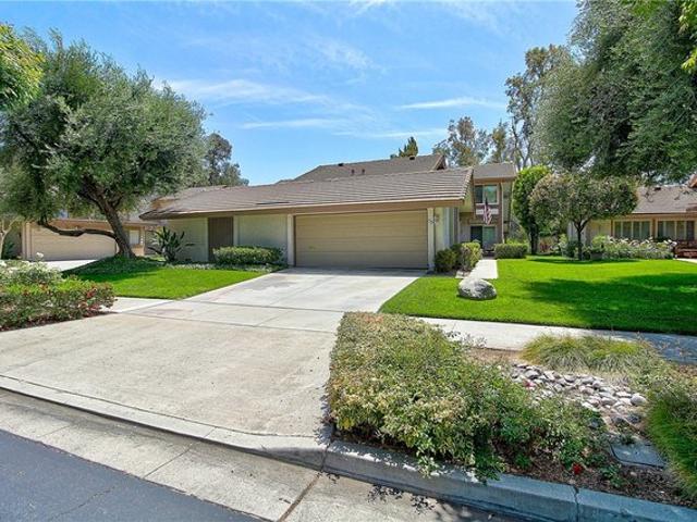 732 Via Zapata, Riverside, CA 92507