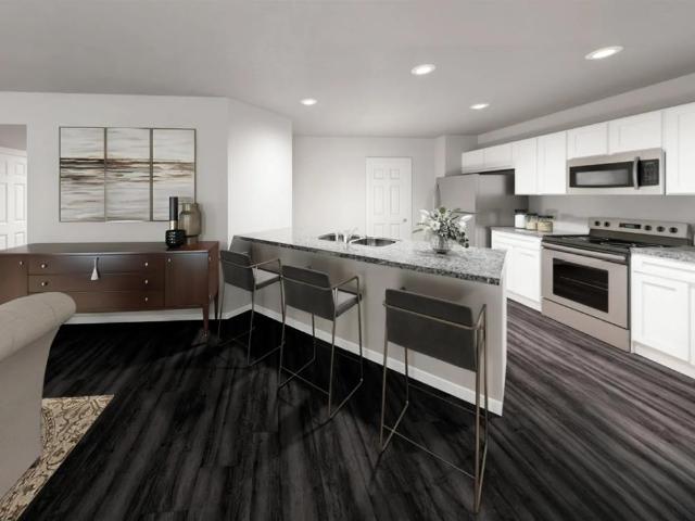 7335 Mistletoe Trail