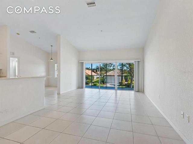 7335 Fountain Palm Cir 7335, Bradenton, FL