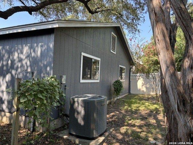7335 Hunters Raven, San Antonio, TX 78249