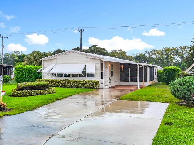 7335 SE Independence Ave, Hobe Sound, FL 33455 | MLS #R11133 | Compass