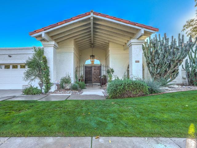7337 E Echo Ln, Scottsdale, AZ 85258 | MLS #6957 | Compass