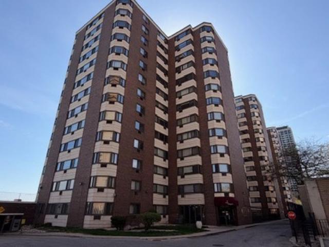 7337 S South Shore Dr Apt 131, Chicago, IL 60649