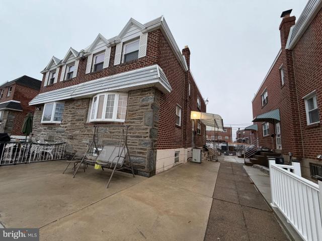 7338 Revere St, Philadelphia, PA 19152 | MLS #PAPH2591 | Compass