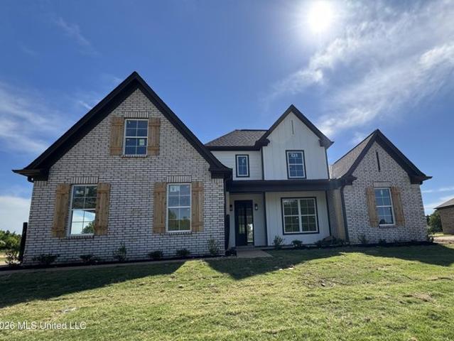 7339 Newbury Dr, Olive Branch, MS 38654