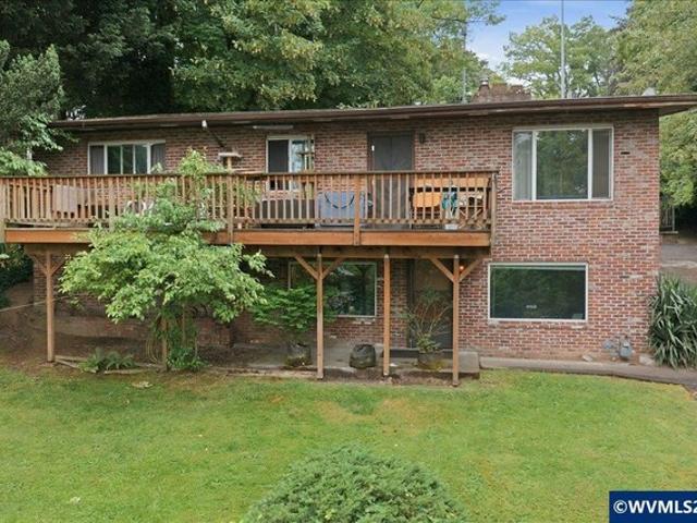 7339 SW Corbett Ave, Portland, OR 97219
