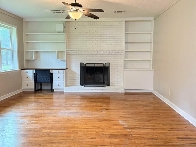 7339 US Highway 190 E