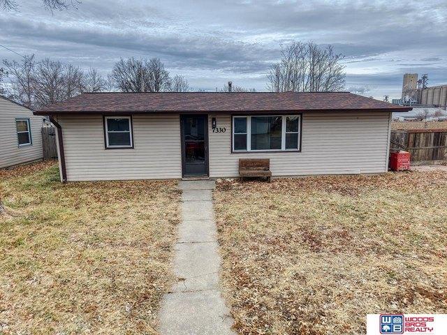 7330 Cuming St, Lincoln, NE 68507