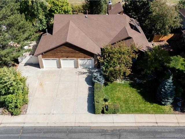 7330 Dover St, Arvada, CO 80005