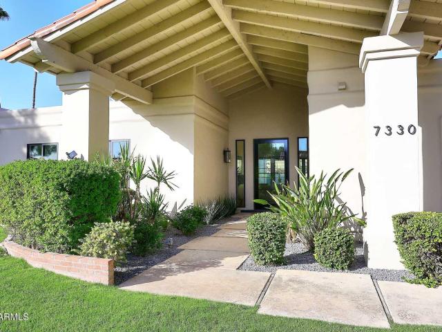 7330 e las palmaritas drive