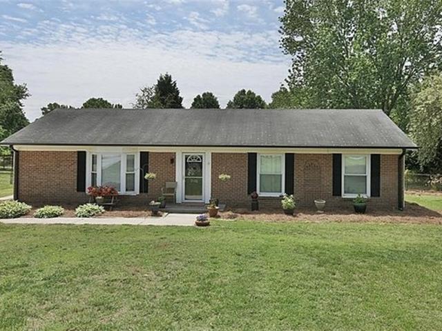 7330 Lalanda Dr, Lewisville, NC 27023