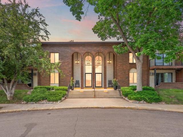 7330 York Ave S Unit 1111, Edina, MN 55435