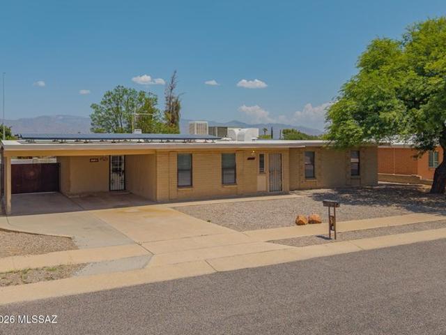 7331 E Brooks Dr, Tucson, AZ 85730