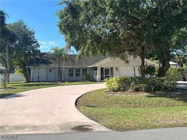 7332 Sean Ln, North Fort Myers, FL 33917