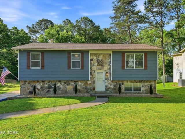7332 Toxaway Dr, Knoxville, TN 37909
