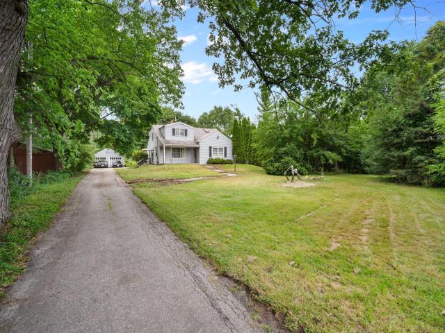 7333 N Green Bay Ave