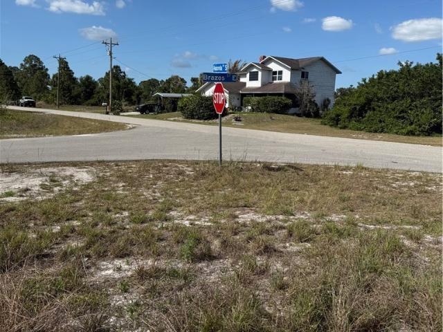 733 Anaconda Ave S, Lehigh Acres, FL 33974 | MLS #2026018