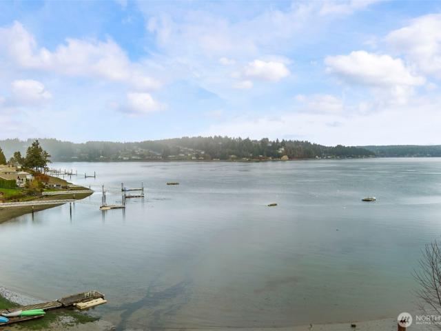 733 Fox Dr, Fox Island, WA 98333 | MLS #2401 | Compass