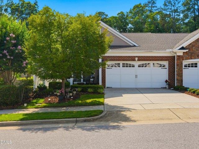 733 Finnbar Dr, Cary, NC 27519