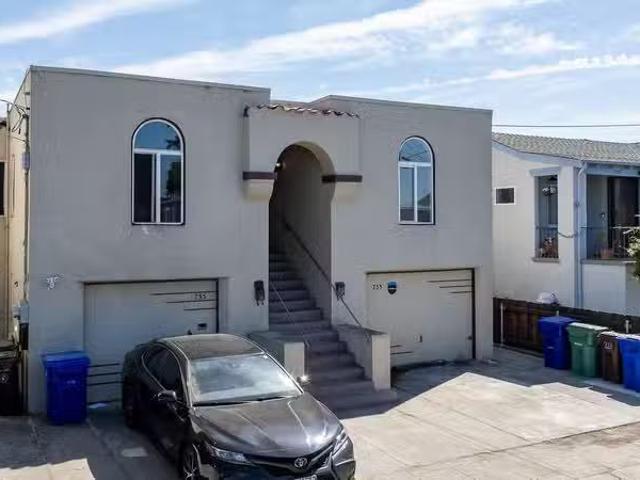 733 First St. Rodeo, CA 94572 656663895
