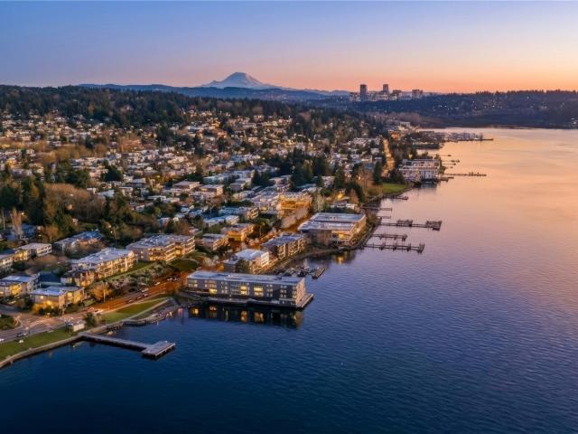 733 Lake St S, Unit 202, Kirkland, WA 98033 | MLS #2478 | Compass