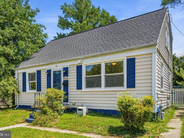 733 Leafydale Terrace