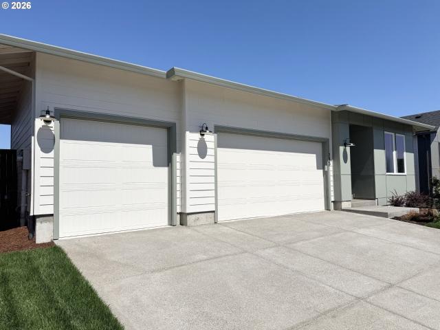 733 Magnolia AVE