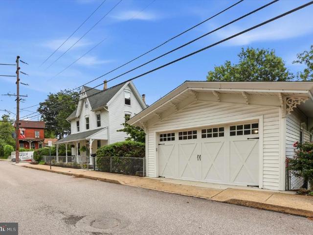 733 Main Street