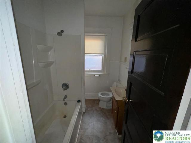 733 N 11th Street, 2, Allentown City, US, PA
