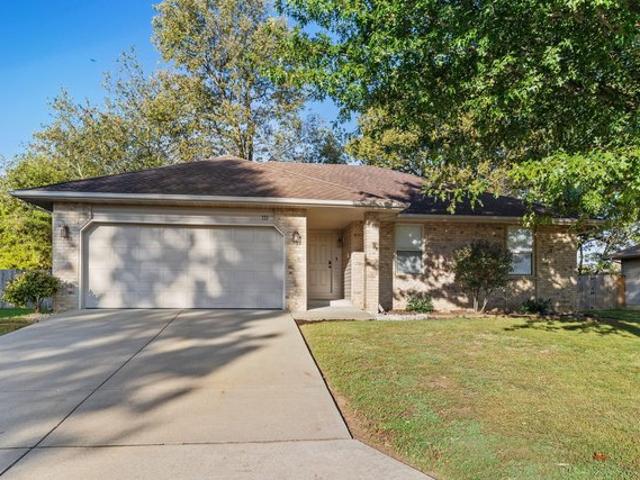 733 N Franklin Ave, Republic, MO 65738