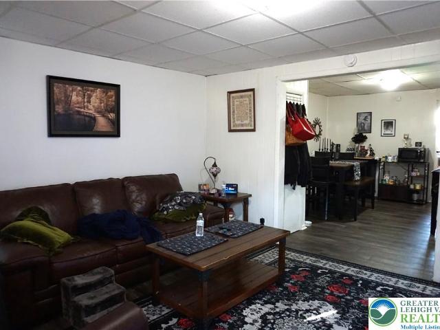 733 N lumber