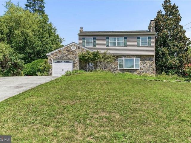 733 S Park Ave, Audubon, PA 19403