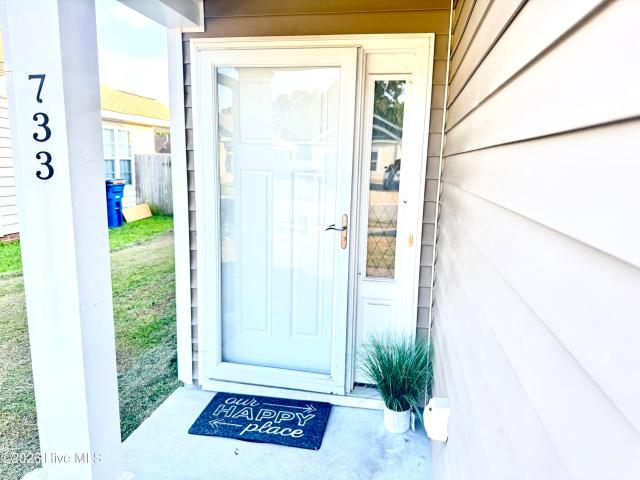 733 Seneca Court