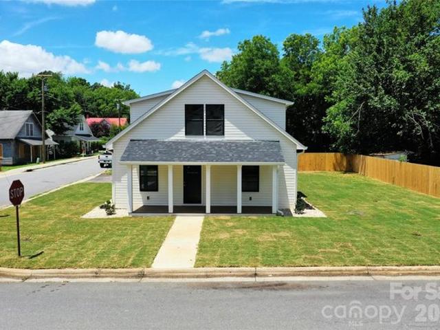 733 Spruce St, Mooresville, NC 28115